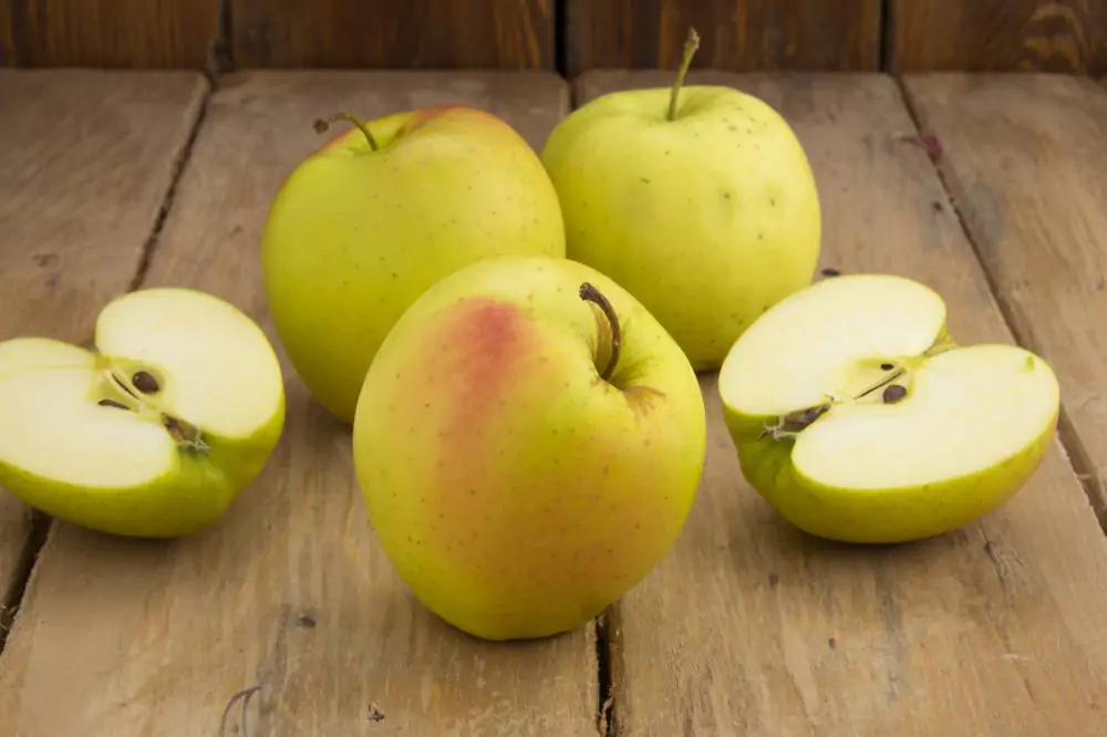 Acquista Mele Golden Mira BIO - Consegna a domicilio con Papilla